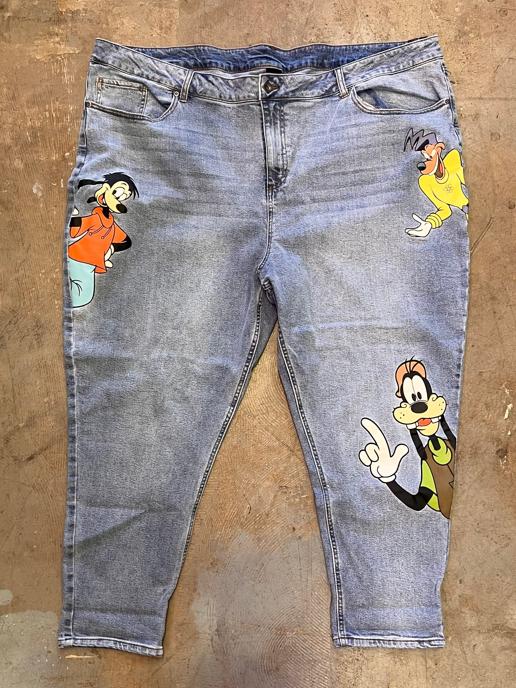 Disney Light Wash Goofy Movie Powerline Max Mom Jean NWT – Billie & Lulu's